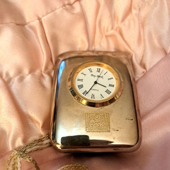 🦊 | Accents | Brass Fox Paper Weight Watch 2th Century Fox Memorabilia ...